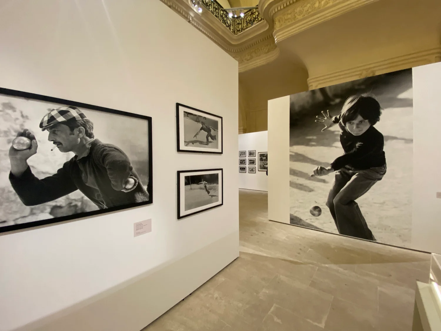 "Viser Juste" : une expo photos d'Hans Silvester sur la pétanque et le ...